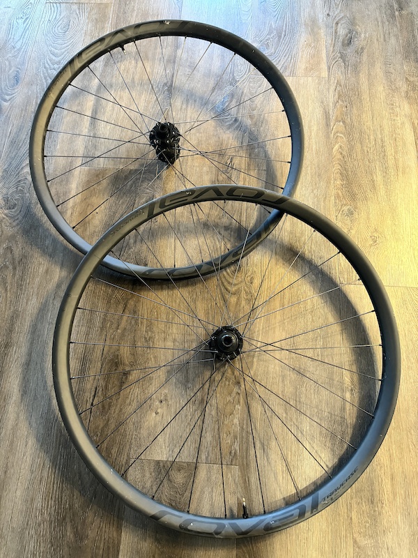 2024 Roval Traverse Carbon Wheels For Sale
