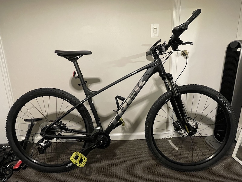 2020 Marlin 5 Size L 29" For Sale