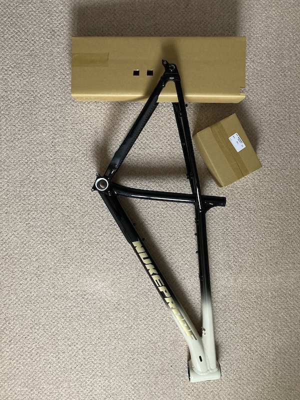 2024 Nukeproof Scout 290, Large. ‘Stout’ colourway For Sale