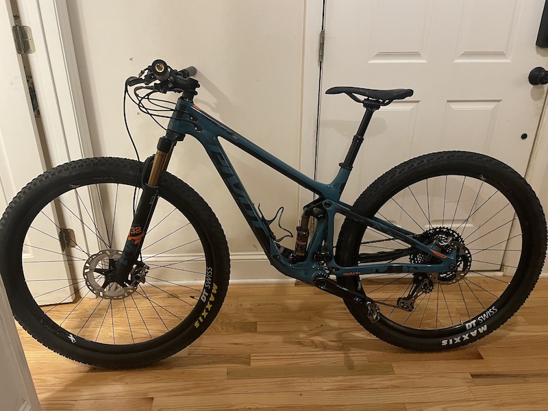 2021 Pivot mach 4 SL world cup XTR For Sale