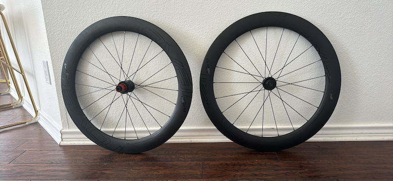 2020 Roval CLX 64 wheel set with CeramicSpeed bearings For Sale