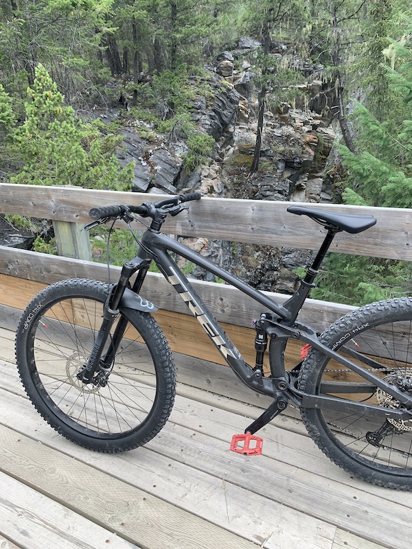 2022 Trek Fuel EX 5 29” wheels, Large frame For Sale