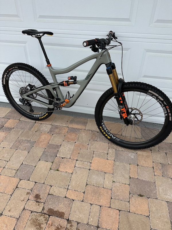 2022 Ibis Ripmo V2 Carbon Large For Sale