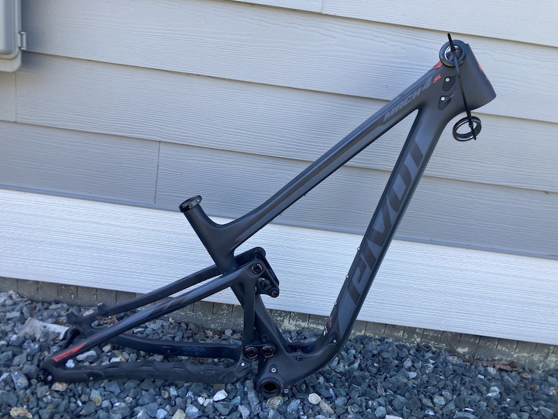 2022 Pivot Mach 4 SL For Sale