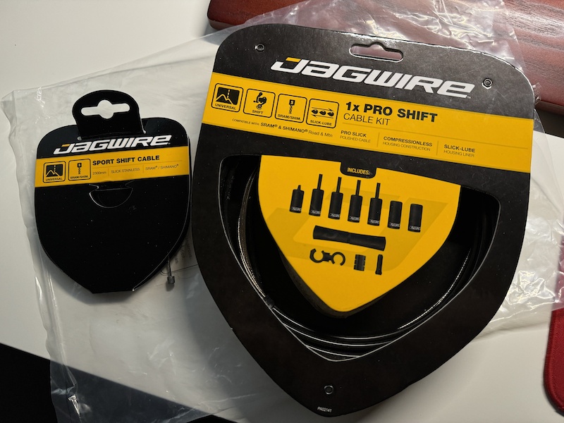 JAGWIRE Pro Shifter Kit & Shifter Cable (Set) For Sale