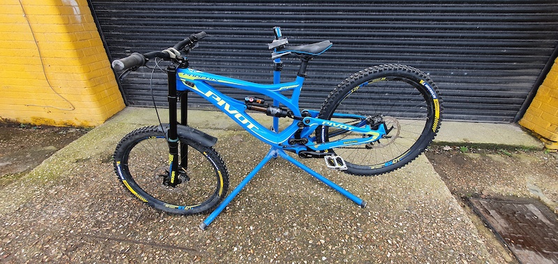 2017 Pivot phoenix For Sale