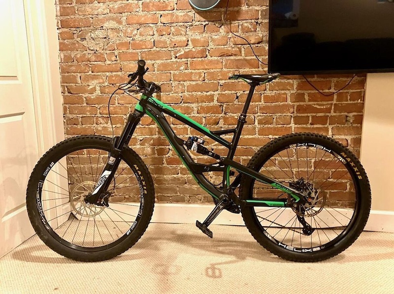 2016 YT Capra Medium For Sale
