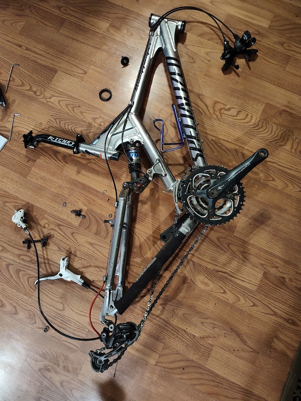2005 2004 Specialized FSR, parts and Float RL Shock For Sale