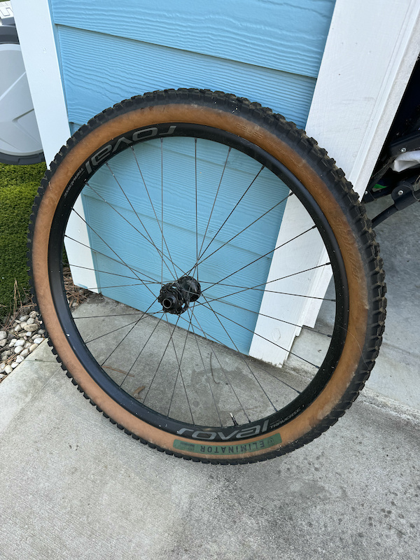 2022 Roval Traverse Aluminum Front wheel with tire For Sale