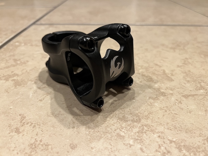 2024 Pivot cycles team enduro stem 45x35 For Sale