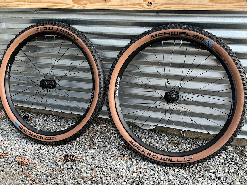 2024 DT Swiss AM LN 370 650B WHEELSET & Tires For Sale