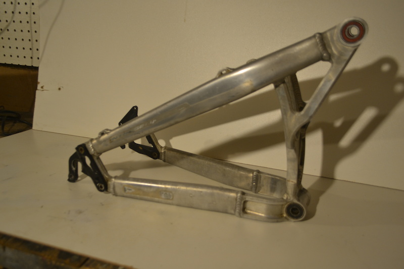 2007 Intense socom FRO rear triangle For Sale