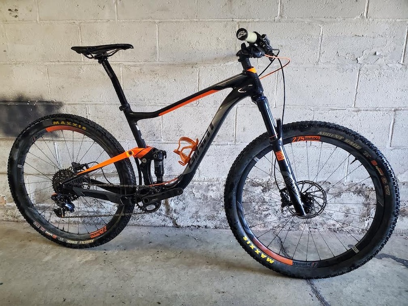 2017 Giant Anthem Advanced 2 Med For Sale