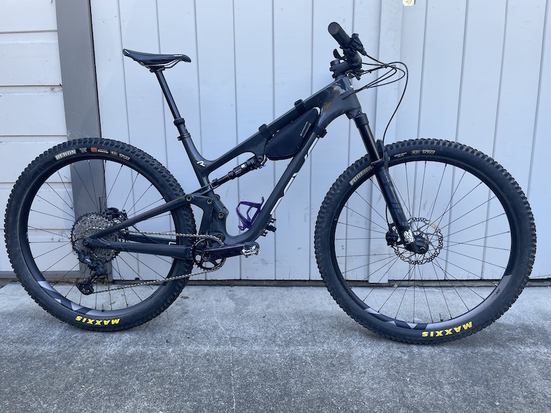 2022 Revel Ranger Size Large For Sale