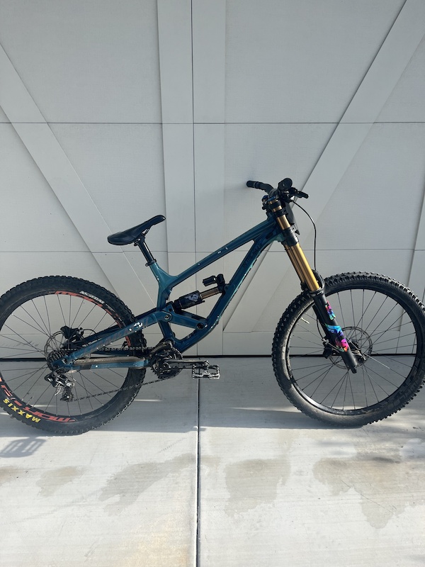 2019 Commencal Furious Race(reduced price) For Sale