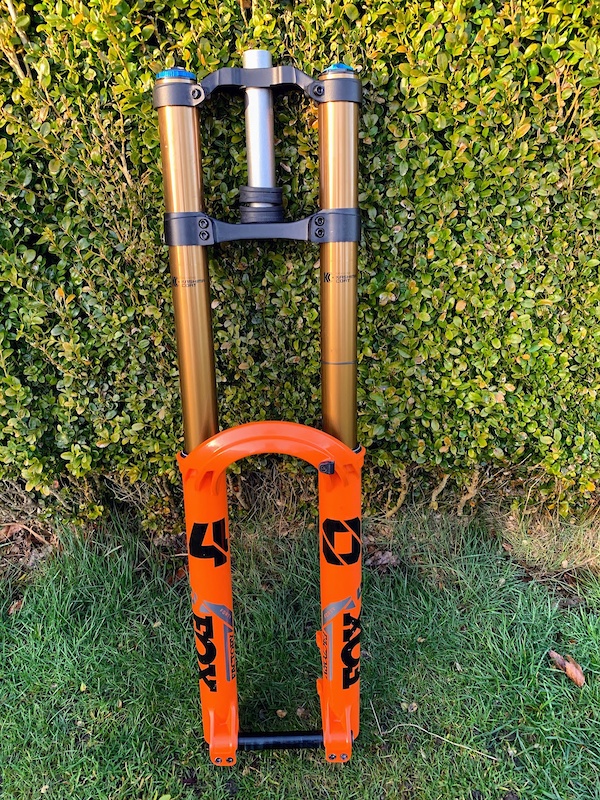 2023 Fox 40 Factory Grip 2 29" with orange lowers For Sale