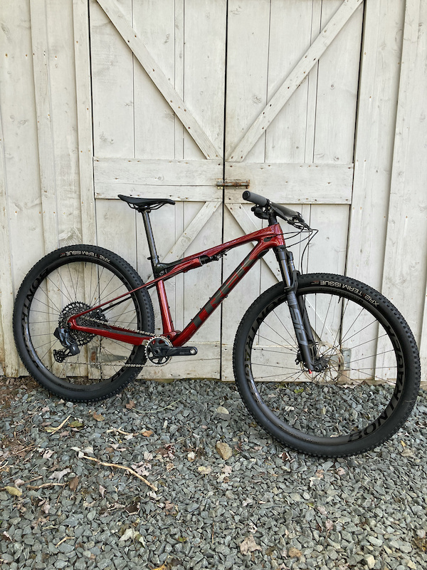 2022 Trek Supercaliber 9.8 GX AXS (Medium) For Sale