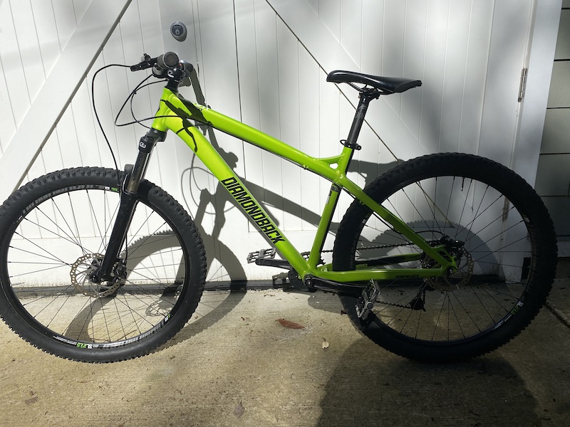 2017 diamondback Hook Size Medium For Sale