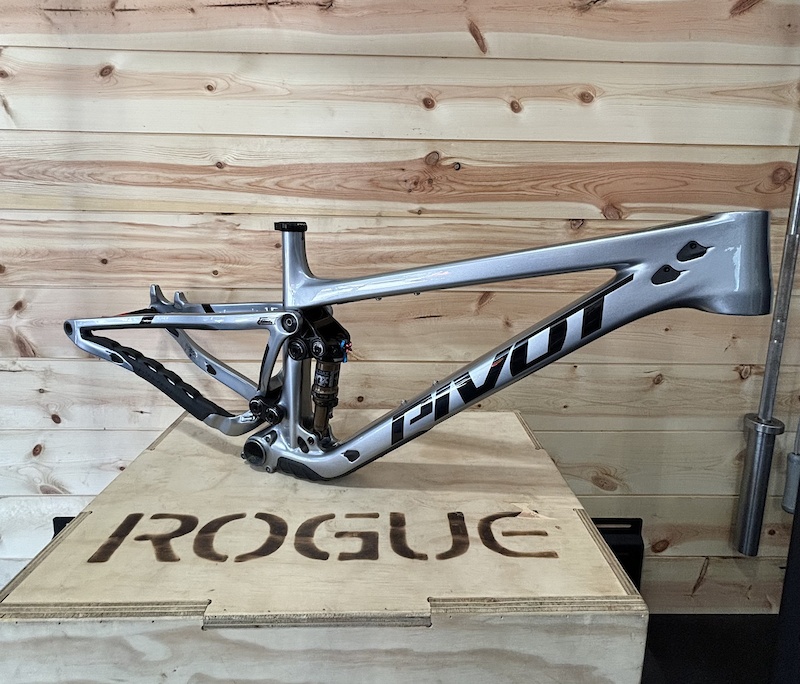 2024 Pivot Trail 429 - Medium For Sale