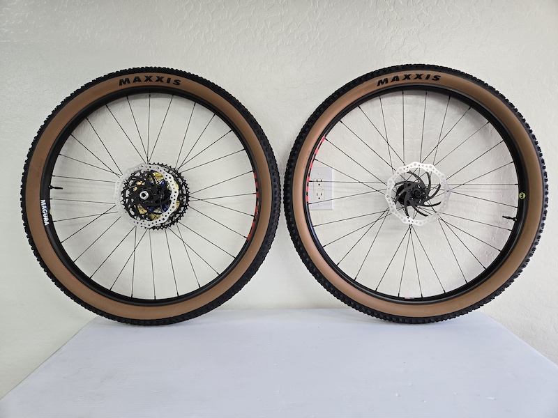 2023 WTB 27i Boost Wheels Maxxis Recon Race 29X2.35 Tires For Sale