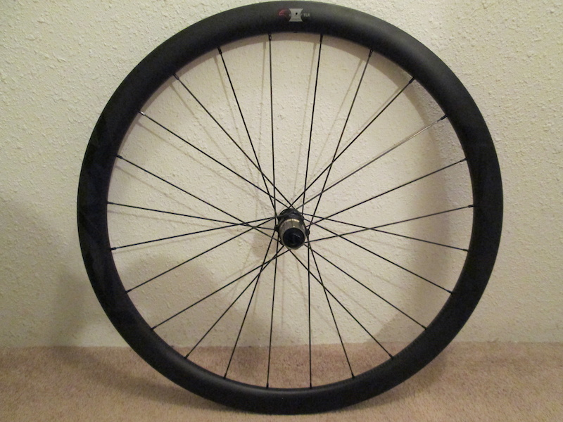 ICAN 40 CARBON REAR WHEEL 700C CLINCHER For Sale