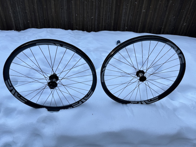 2022 Enve M9 30 Carbon rims on Industry Nine Hydra hubs For Sale