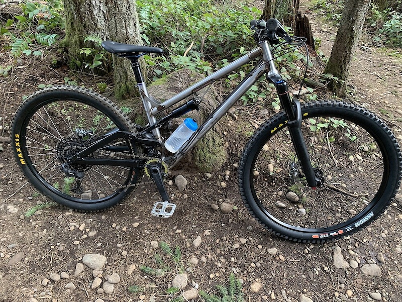 ISO complete rear triangles For Sale