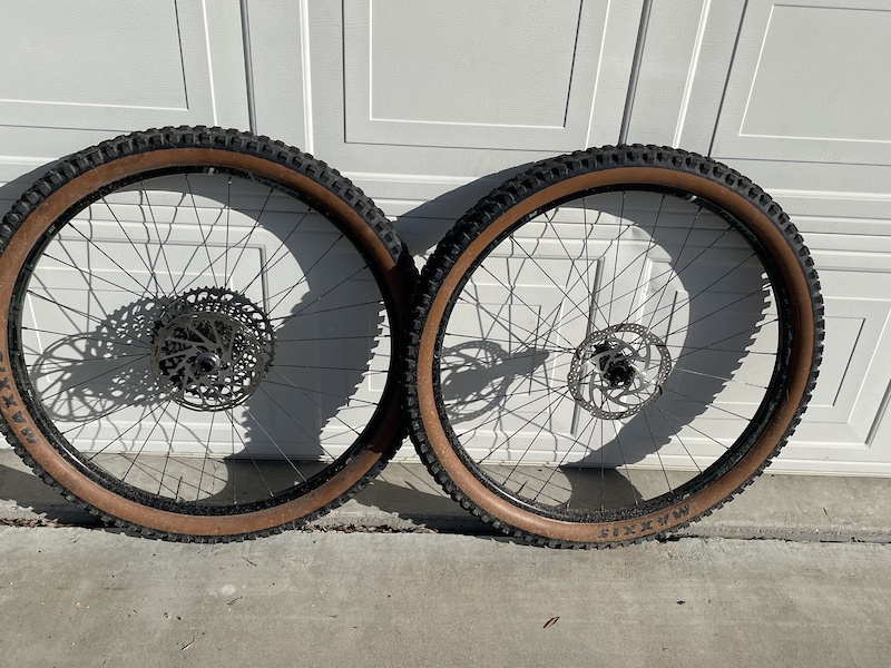 Stans flow ARCH Mk3 29er wheelset, maxis minion dhf For Sale