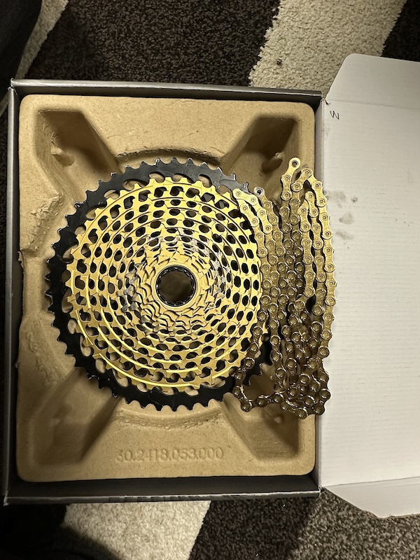 2022 Sram eagle XX1 xg1299 1050t gold cassette and chain For Sale