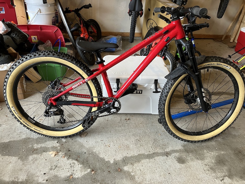 2021 Commercial Meta HT 24’ Wheels For Sale