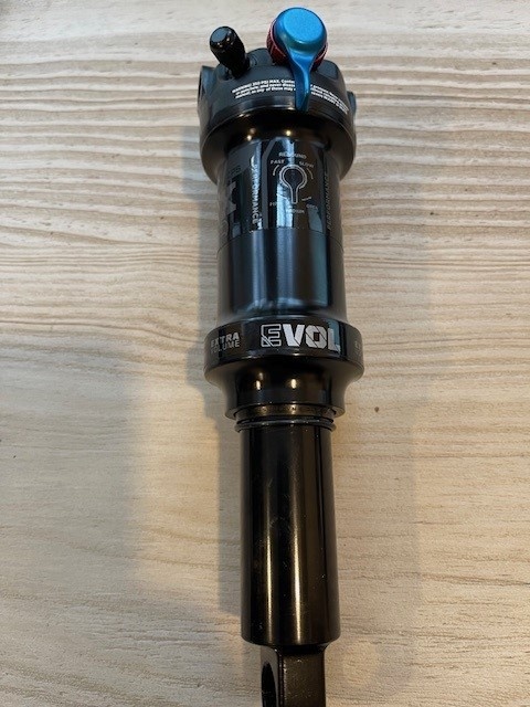 2024 FOX Float EVOL DPS Rear Shock - Trunnion 185 x 50 mm For Sale
