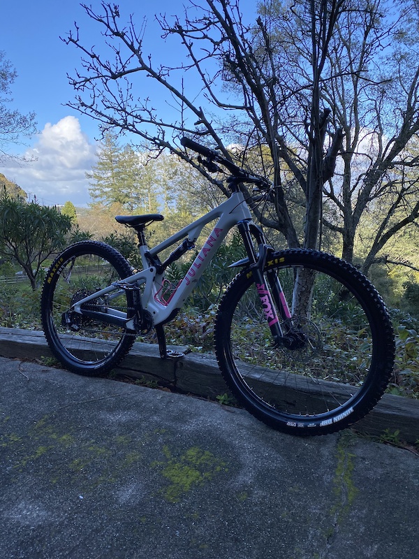 2020 Juliana Furtado For Sale