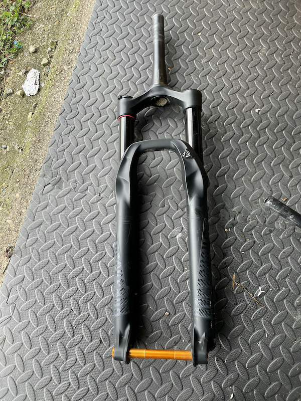 2020 RockShox revelation rc 150mm For Sale