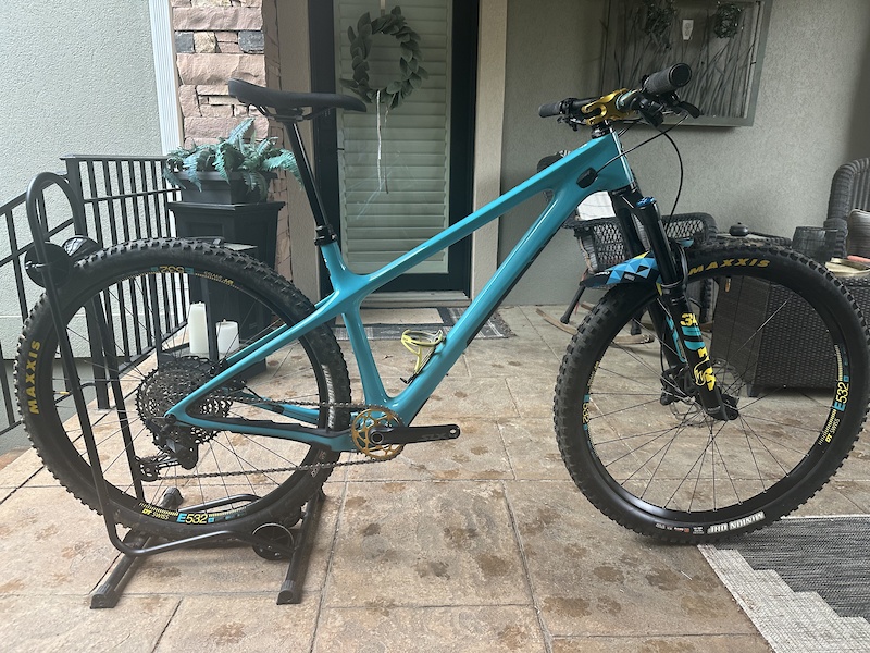 2022 Yeti ARC Turq w/Upgrades & Customizations For Sale