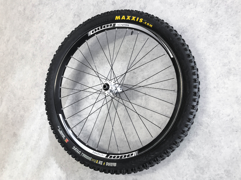 Hope Pro 4 / Hope Tech DH rear wheel 150X12 For Sale