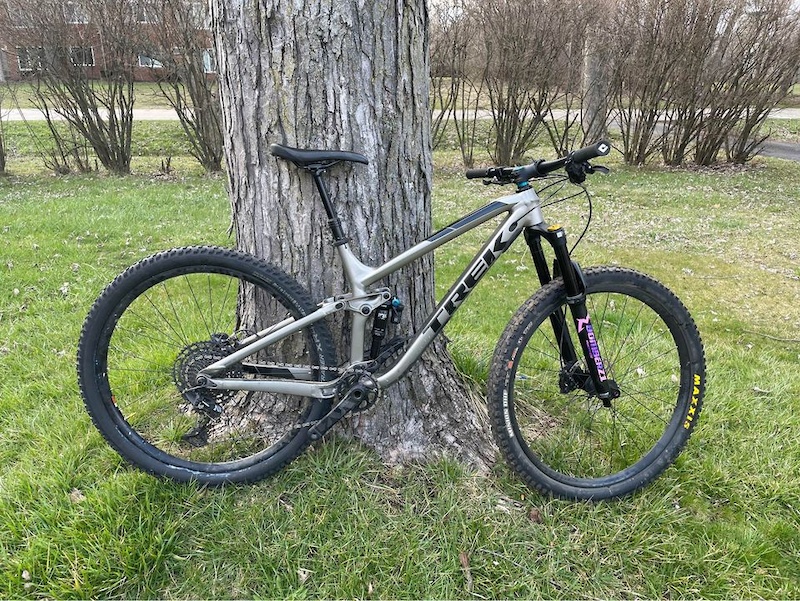 2019 Price Drop: Trek Fuel Ex 7 - Medium - 18.5in For Sale