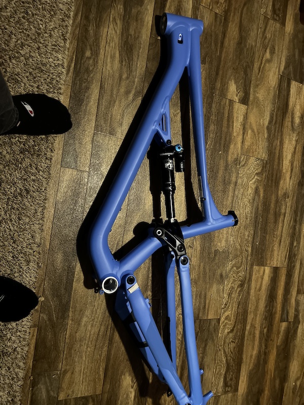 2022 Specialized status 160mm frame For Sale