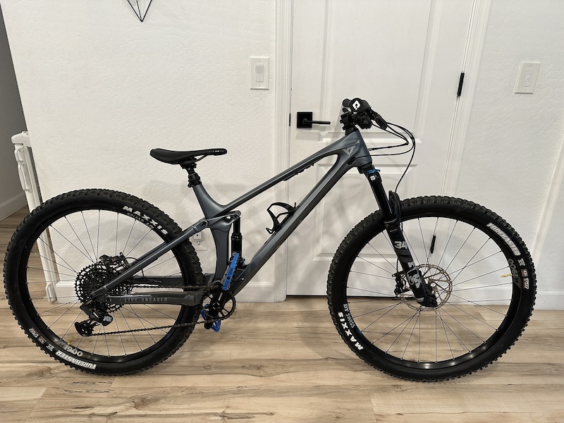2022 YT Izzo Core 2 29" Large For Sale