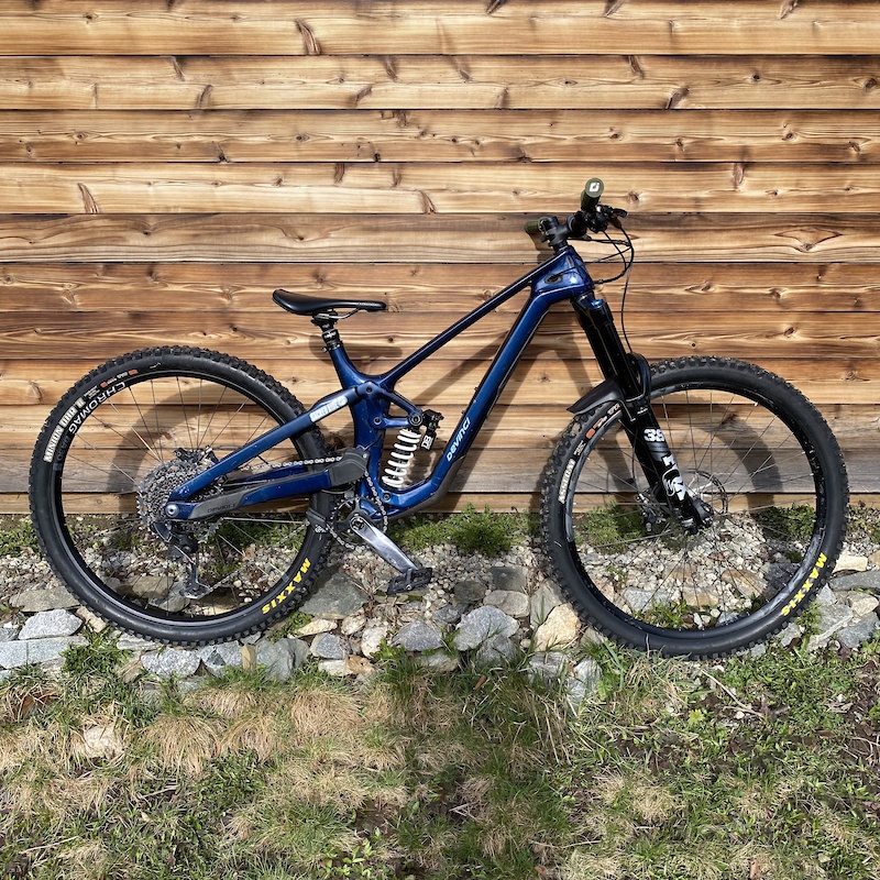 2022 Devinci Spartan HP (Medium) For Sale