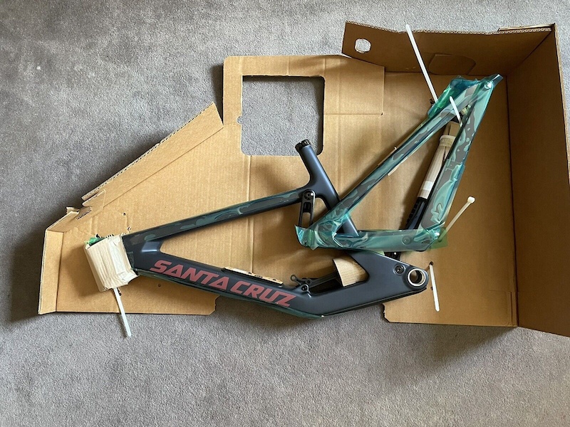 2024 Santa Cruz Nomad 6 CC MX Frame (Brand new) For Sale
