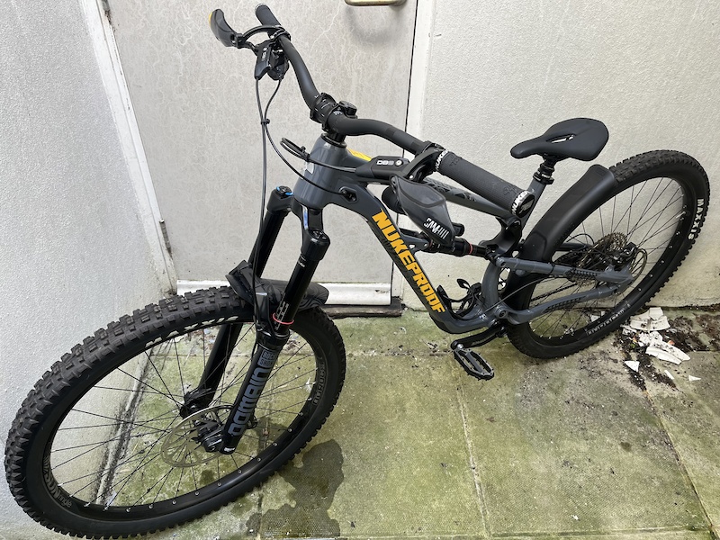 2022 Nukeproof Mega 290 Comp Large W/ Horizon Upgrades For Sale
