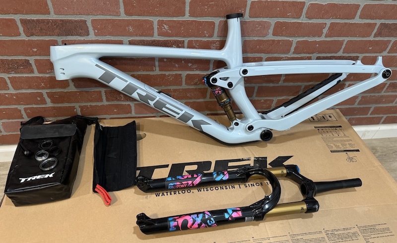 2024 Custom Trek Top Fuel Frame Fox 34 Fork + Extras M/L For Sale