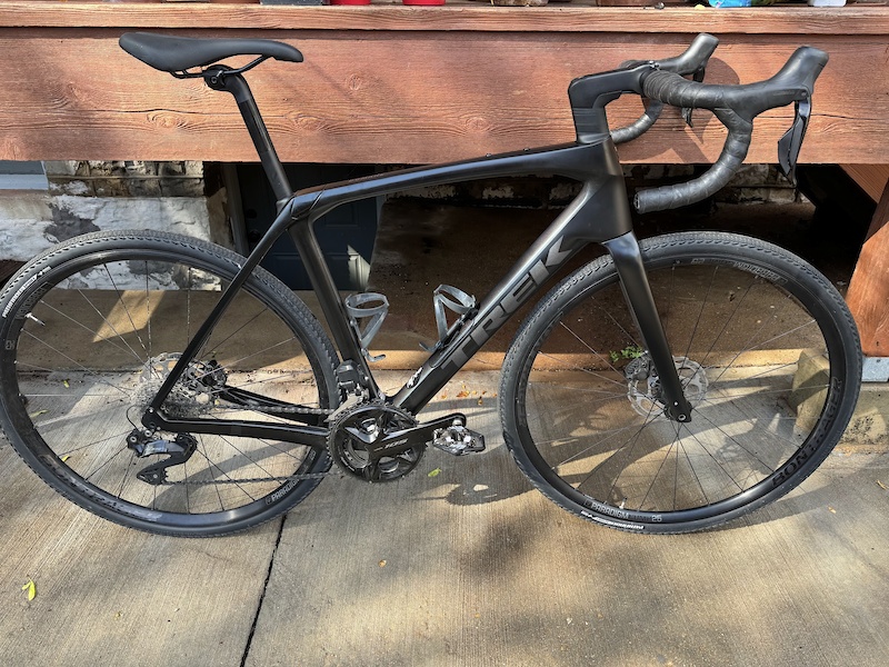 2023 Trek Domane SL6 Gen 4 (Di2) - 56cm For Sale