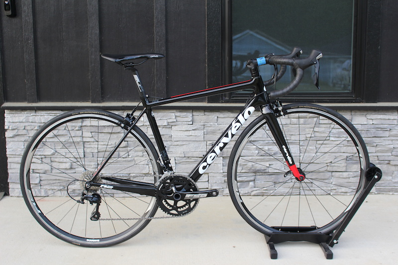 2016 Cervelo R2 105- 17lbs- LIKE NEW! For Sale