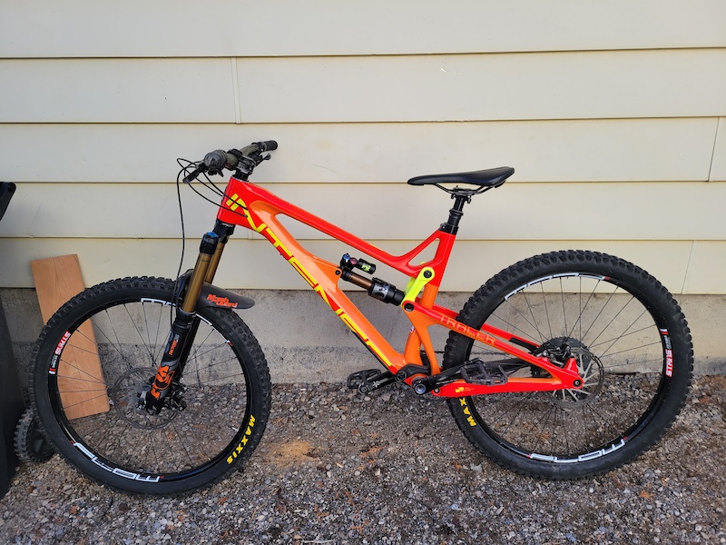 2018 Carbon Intense Tracer For Sale
