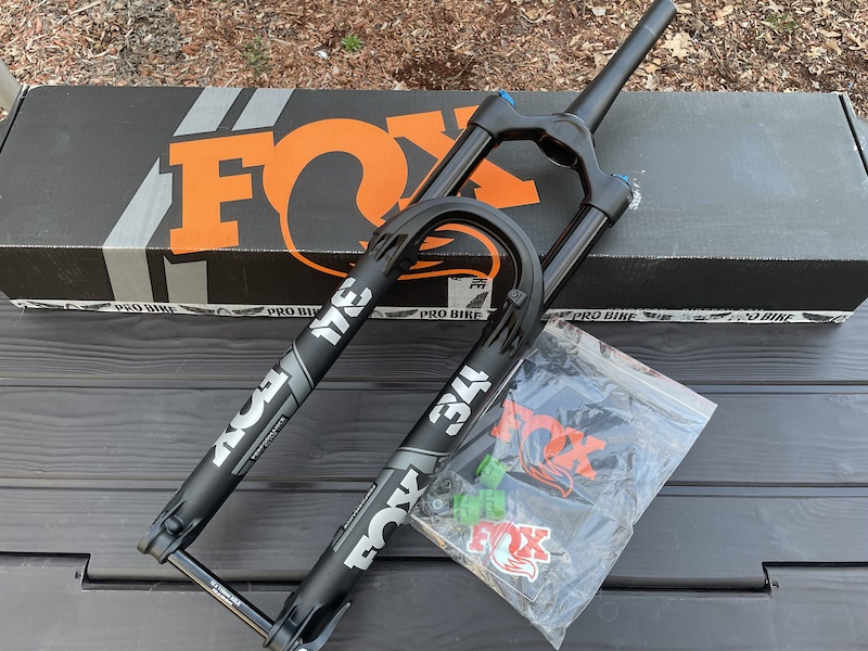 Fox Performance Elite Series 34 FLOAT 29" 130mm FIT4 For Sale