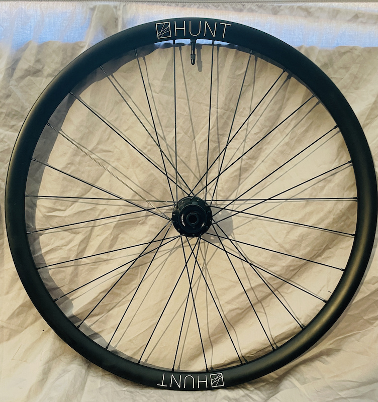 2022 HUNT 650B Adventure Carbon Disc Wheelset For Sale