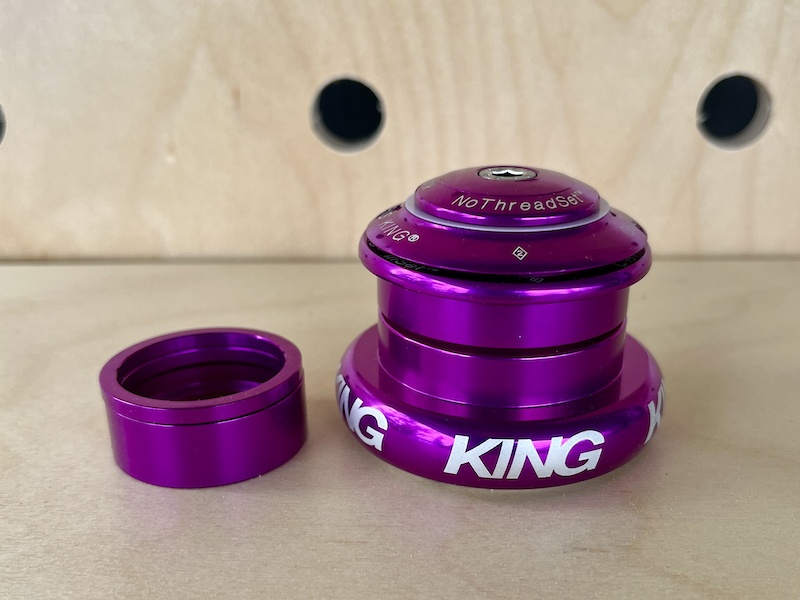 Chris King Inset 2 Headset w/ Spacers - Violet For Sale