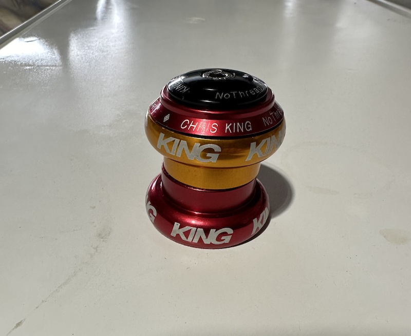 Chris King Headset - Limited Edition Color For Sale