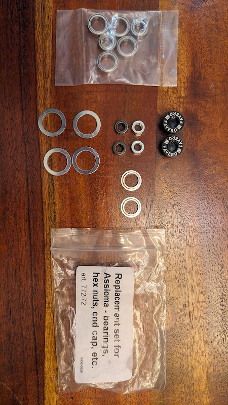New Favero Assioma Duo Uno bearings Set For Sale